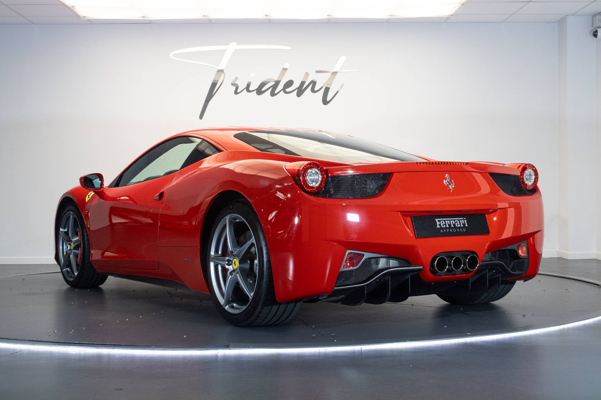 Annonce FERRARI 458 ITALIA - Trident Automobile